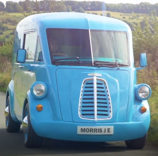 Automotive Nostalgia: 1940s British Van “Morris Commercial” Relaunches ...
