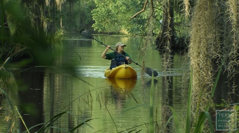 Kayaking: The ‘Paddling Trails Of Texas’ (Video) | Boomers Daily