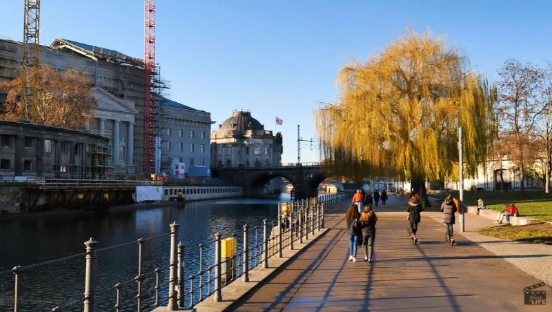 Walking Tour: ‘Spree River In Berlin, Germany’ (Video) | Boomers Daily
