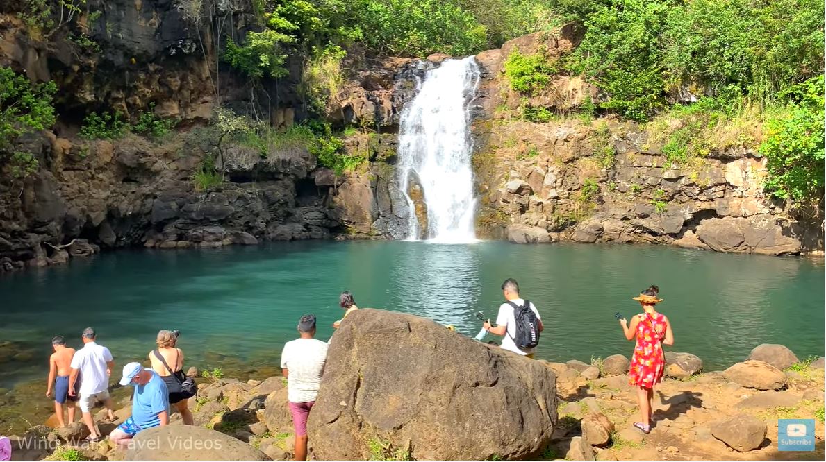 Walking Tour: Waimea Valley Falls, Oahu, Hawaii | Boomers Daily