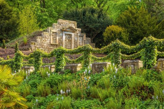 English Gardens: 19th-Century Brodsworth Hall In South Yorkshire ...