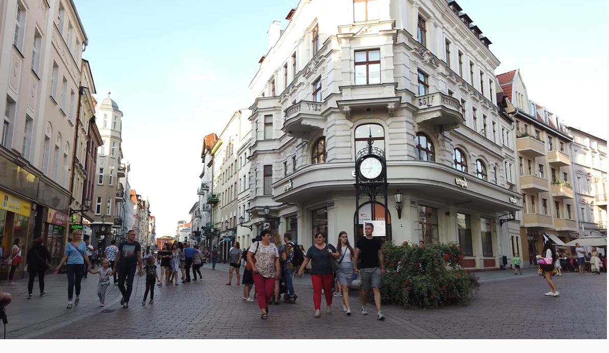 City Walking Tour: Toruń – Northern Poland (4K) | Boomers Daily