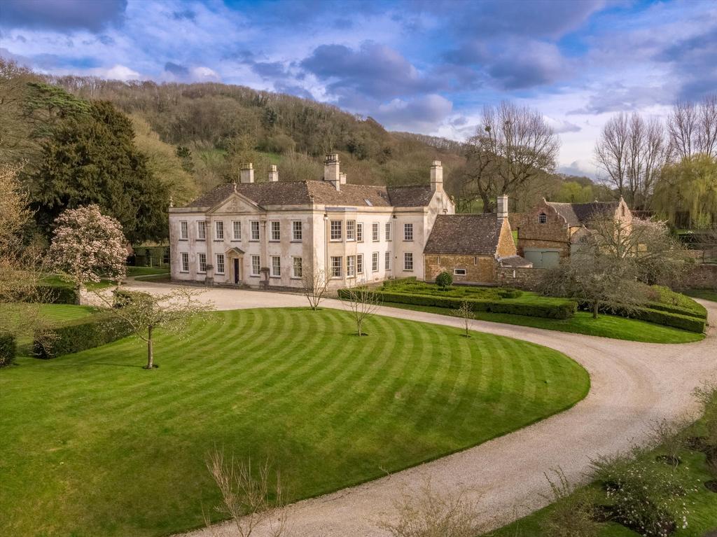 Historic English Homes: Writer Evelyn Waugh’s ‘Piers Court’, Gloucester ...