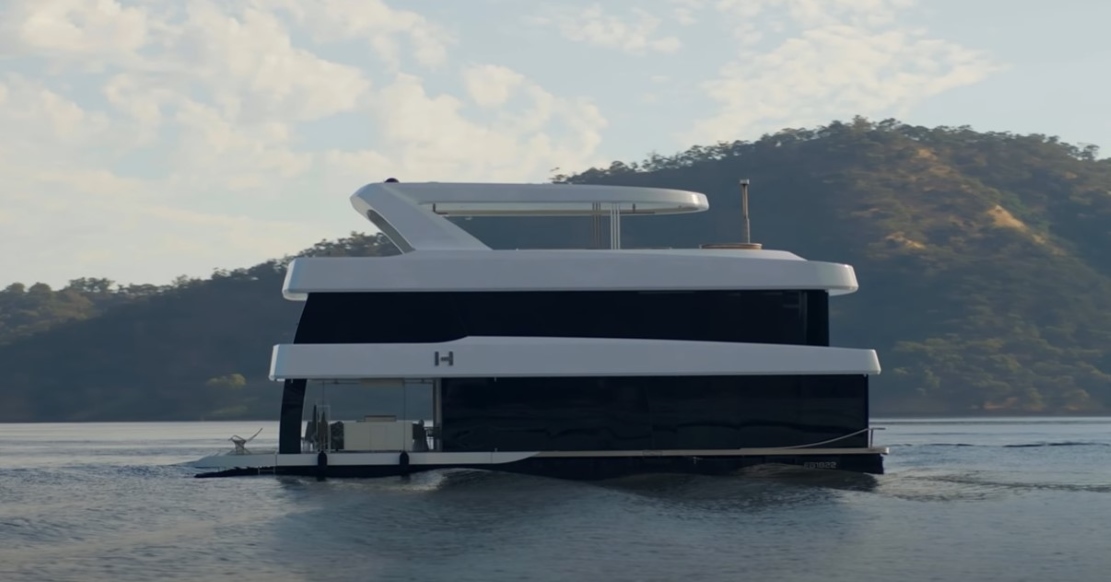 Houseboat Tour: Halcyon -Designed By An Architect | Boomers Daily