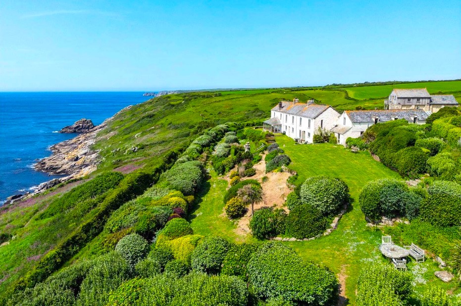 England Views: Writer John le Carré’s Tregiffian Cottage In Cornwall ...