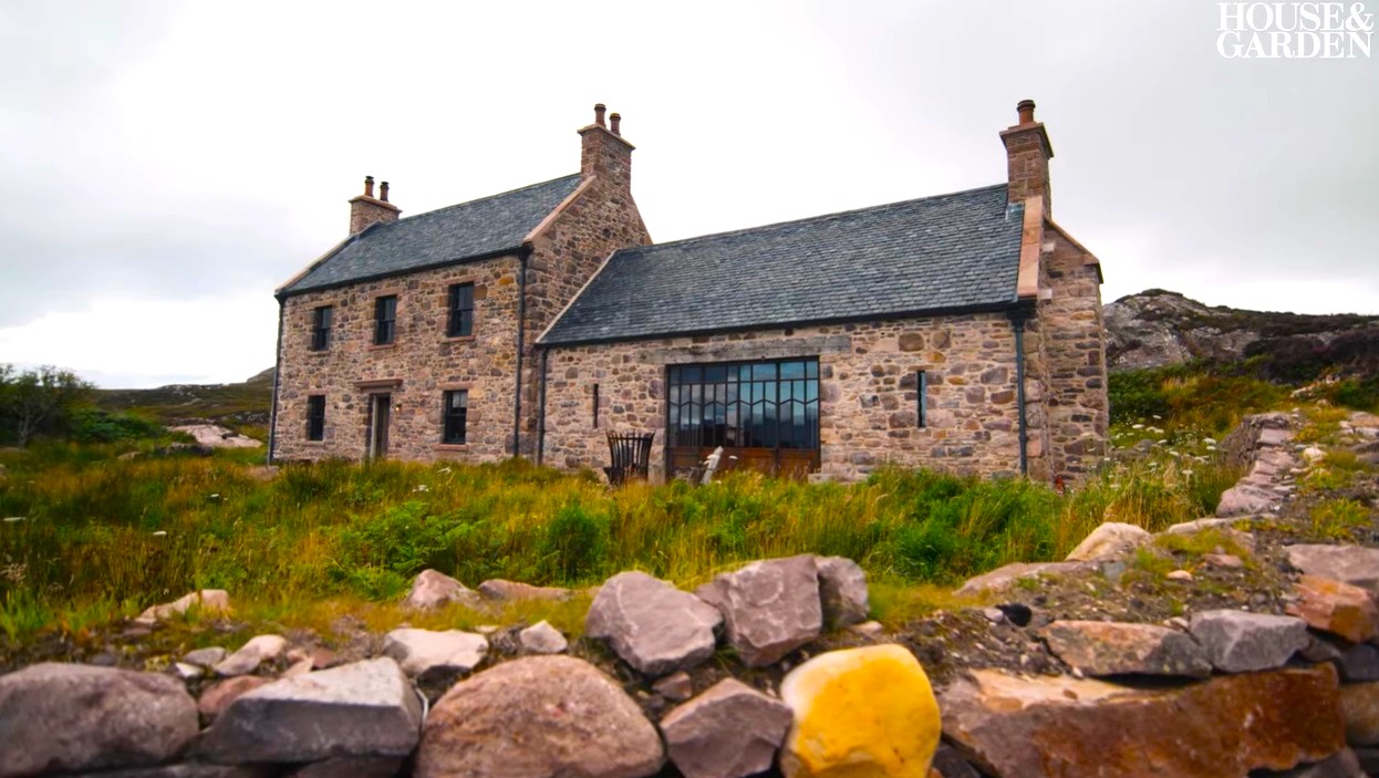 Architecture: A Scotland Farmhouse In Hebrides | Boomers Daily